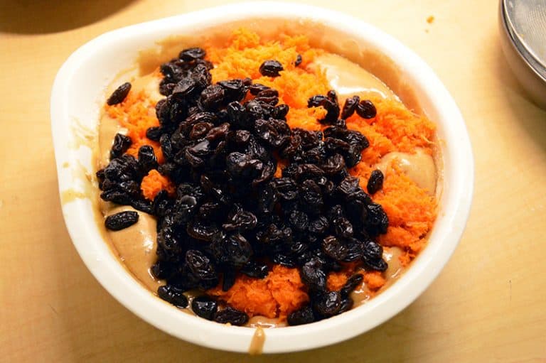 Steamed Carrot Cake - Jaja Bakes - jajabakes.com