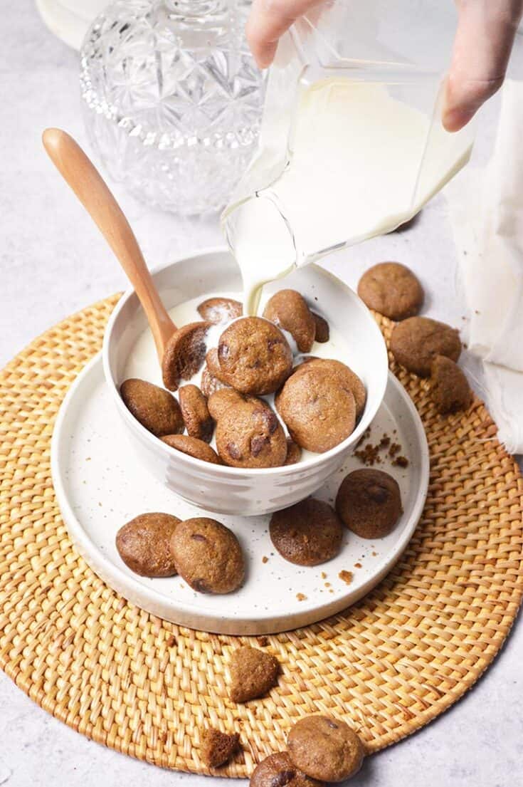 Mini Crunchy Hojicha Chocolate Chip Cookies - Jaja Bakes