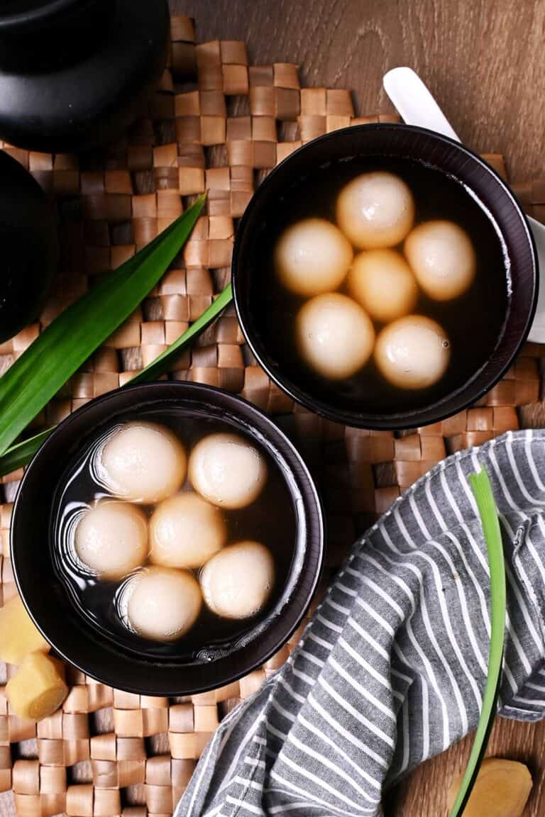 Peanut Tang Yuan (Glutinous Rice Balls) - Jaja Bakes